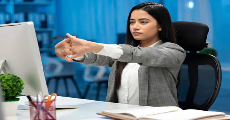 15 Simple Desk Exercises You Can Do Secretly At The Office